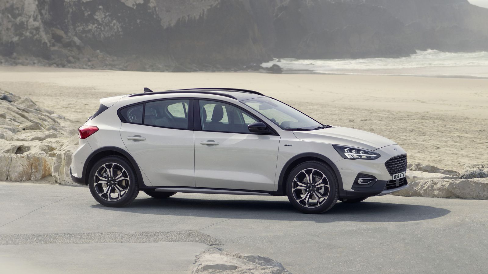 Novi Ford Focus Active crossover - TV Automagazin